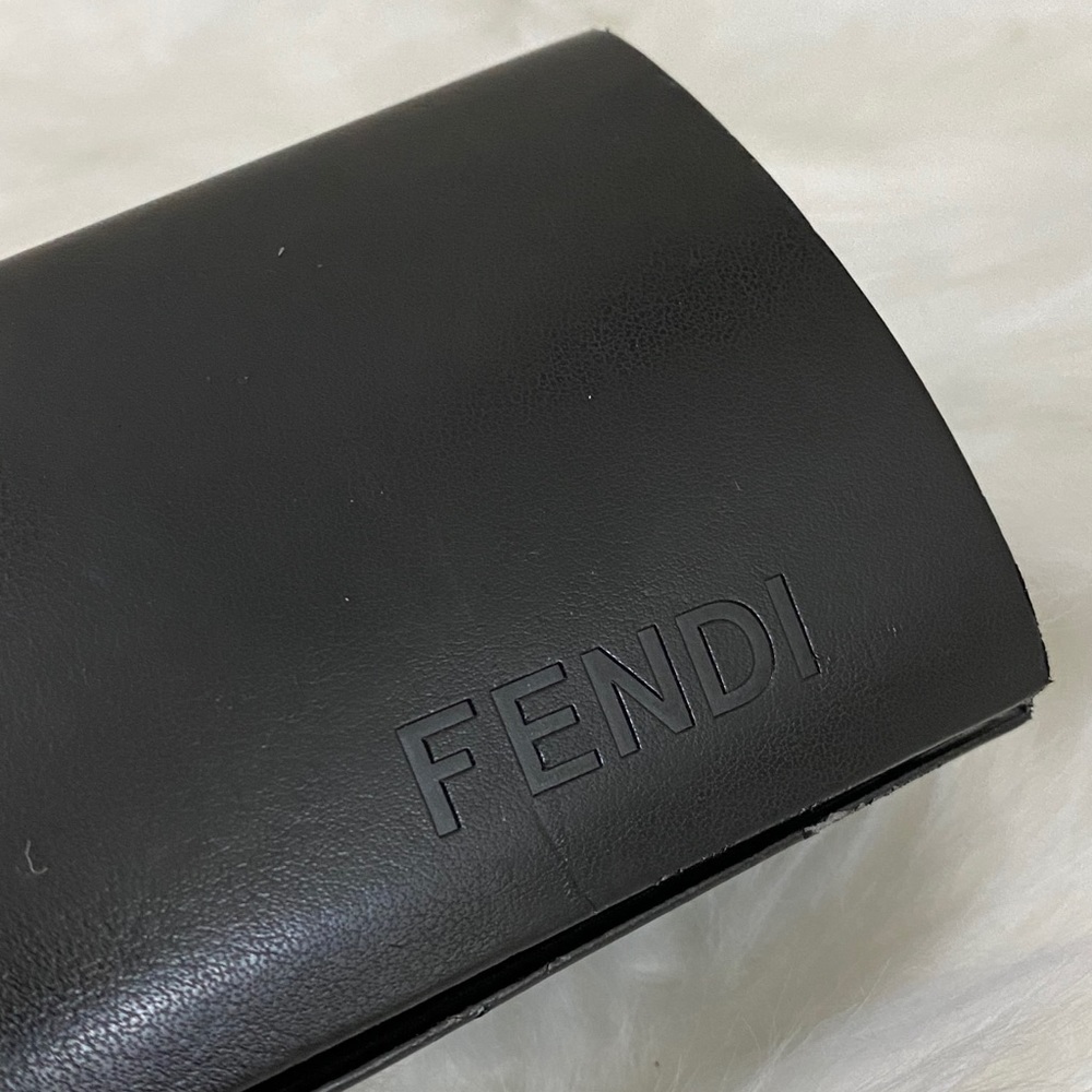Fendi Twist Close Hard Glasses Case W/ Logo - Gem